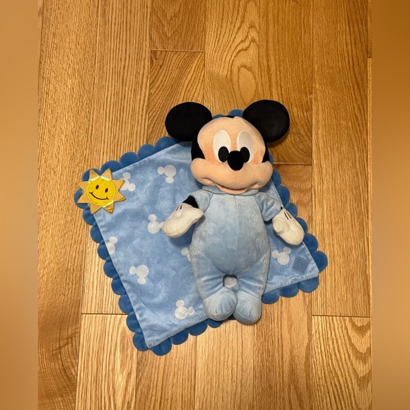 Disney | Toys | Disney Babies Walt Disney Park Authentic Mickey Mouse ...